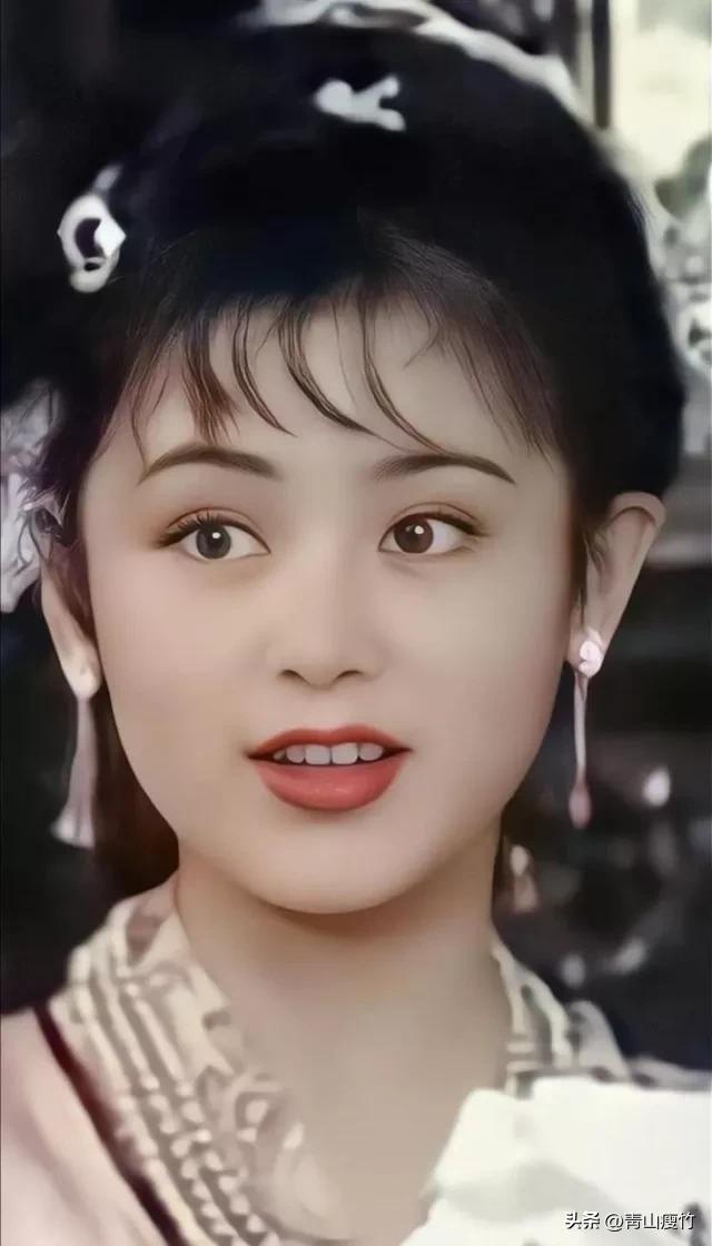 A photo album of actor Chen Hong, enjoy - iNEWS