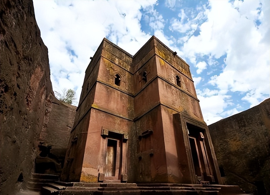Background, History, Cultural Heritage and Religion of the Kingdom of ...