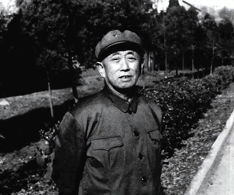 Zheng Weishan was targeted in 1968, and Lin Biao took the opportunity to propose replacing him ...