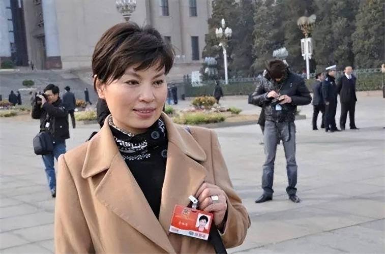 CCTV host Li Ruiying: Worked for 28 years with zero mistakes, said 22 ...