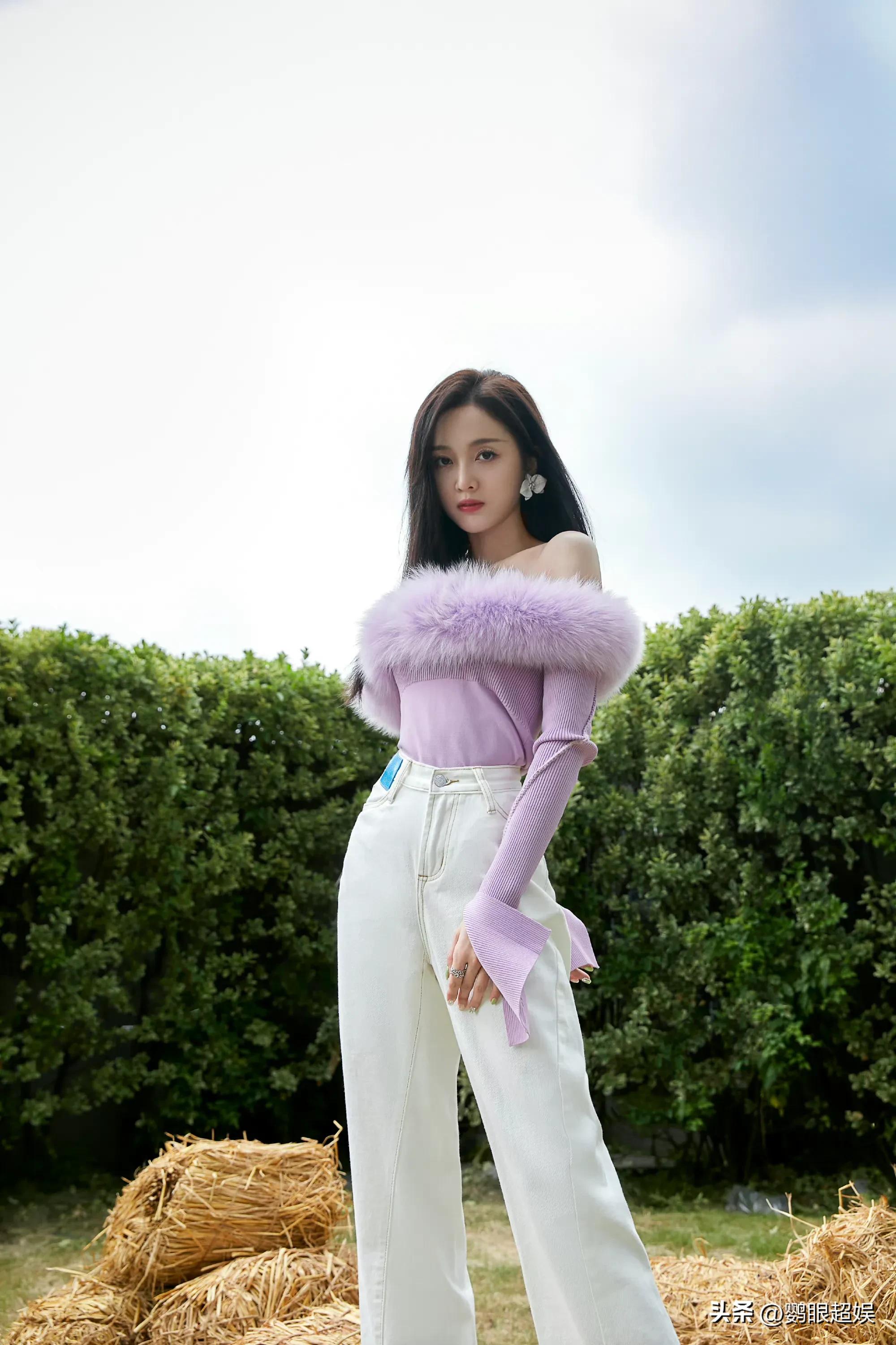 Wu Xuanyi's romantic autumn photos, elegant and gentle - iNEWS
