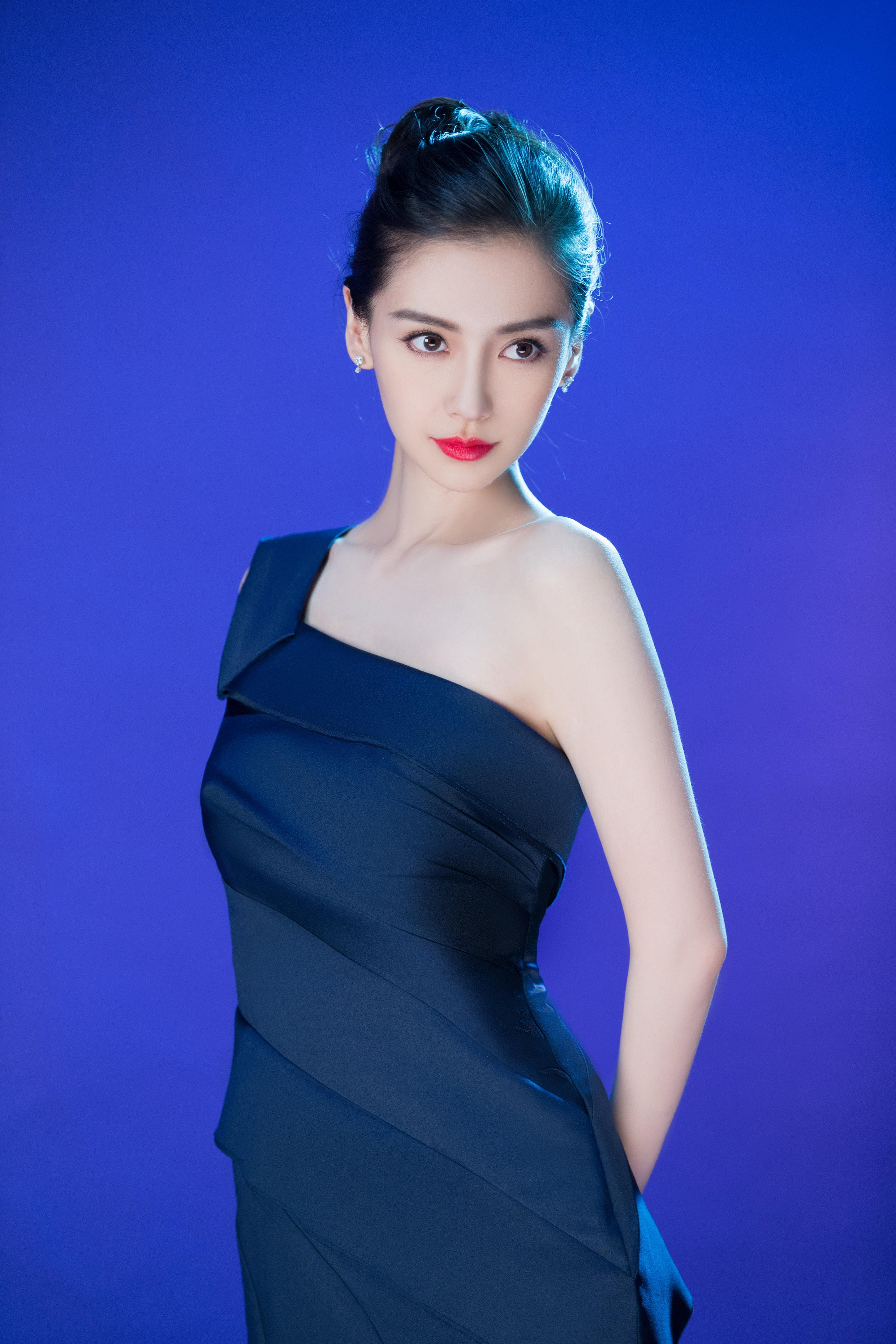 One year after the divorce, the lives of Huang Xiaoming and Yang Ying ...