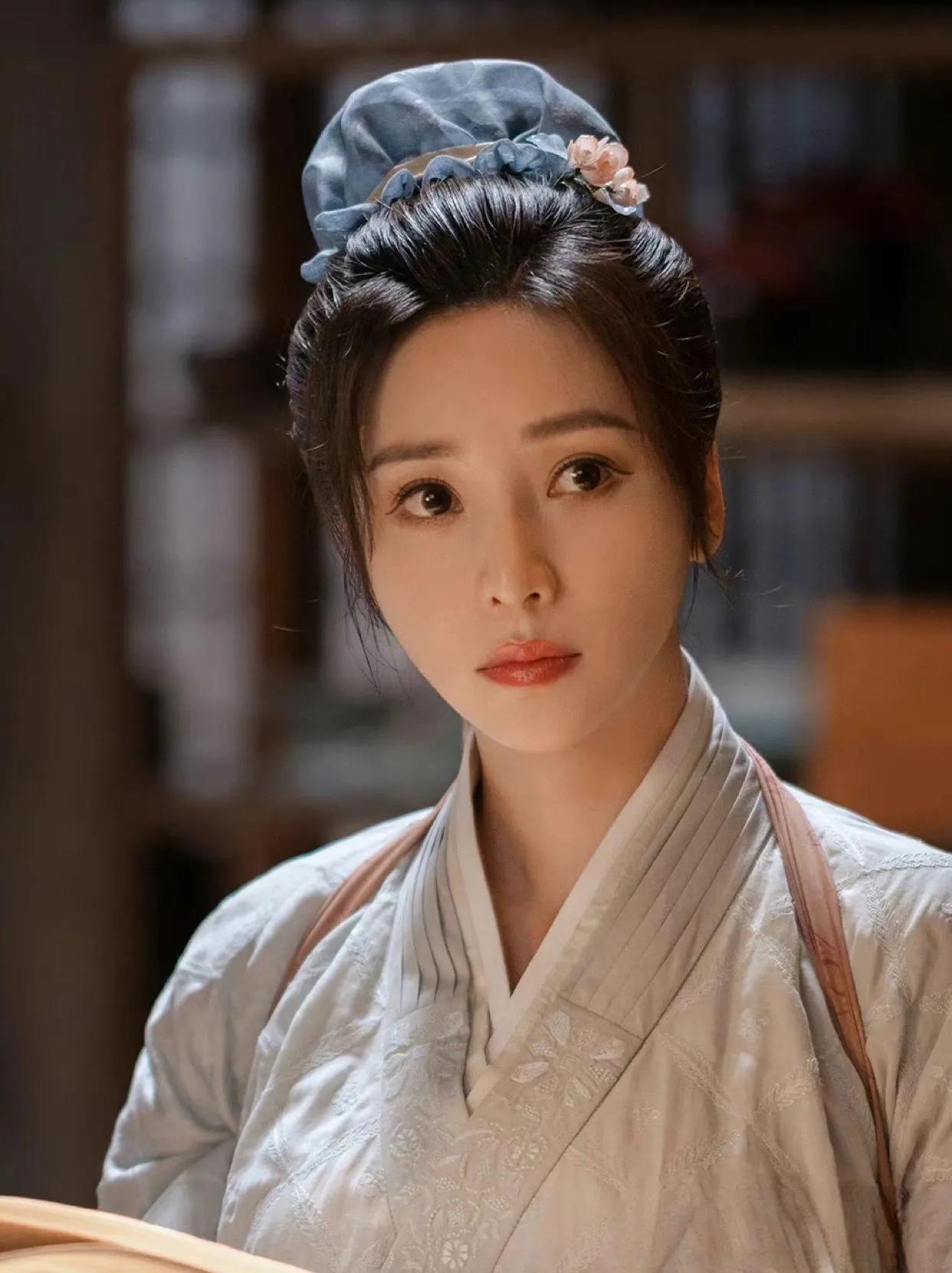 Liu Yan-Sun Sanniang in Ancient Costume - iMedia