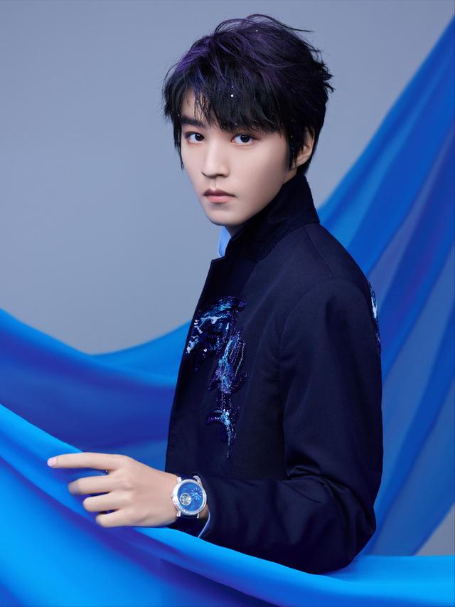 Wang Junkai, Wang Yuan, and Yi Yangqianxi's album covers are their ...