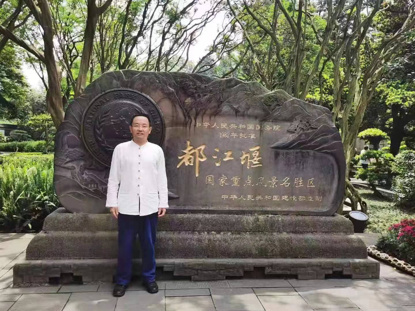 Jin Tuhao: Believe it or not, it doesn't matter who is right or not - iNEWS