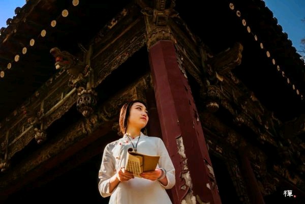 "Comments"Jiang Fang Opens Her Broad Mind to Life — Handbook of Poetry ...