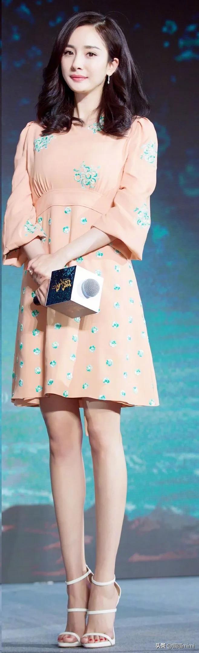 Yang Mi's legs, Liu Yan's chest, Zhong Liti's buttocks, and the figures ...