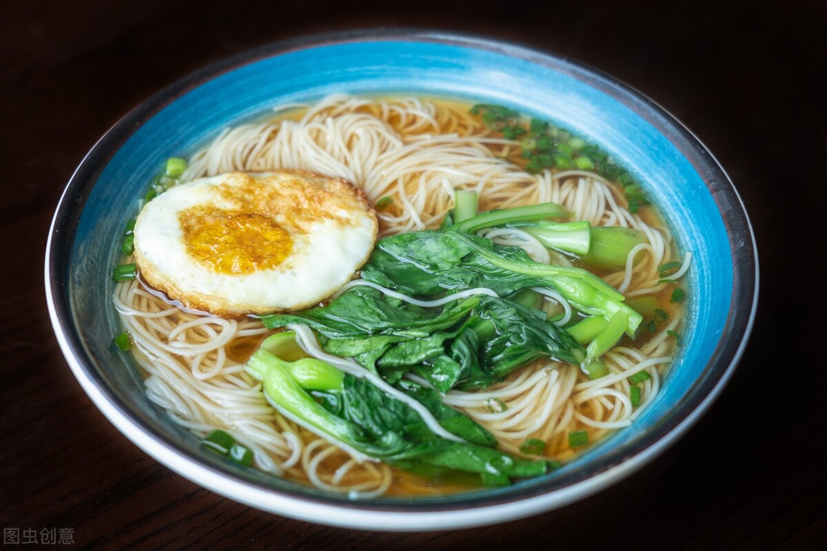 Do not cook noodles in boiling water!A good method taught by the noodle ...