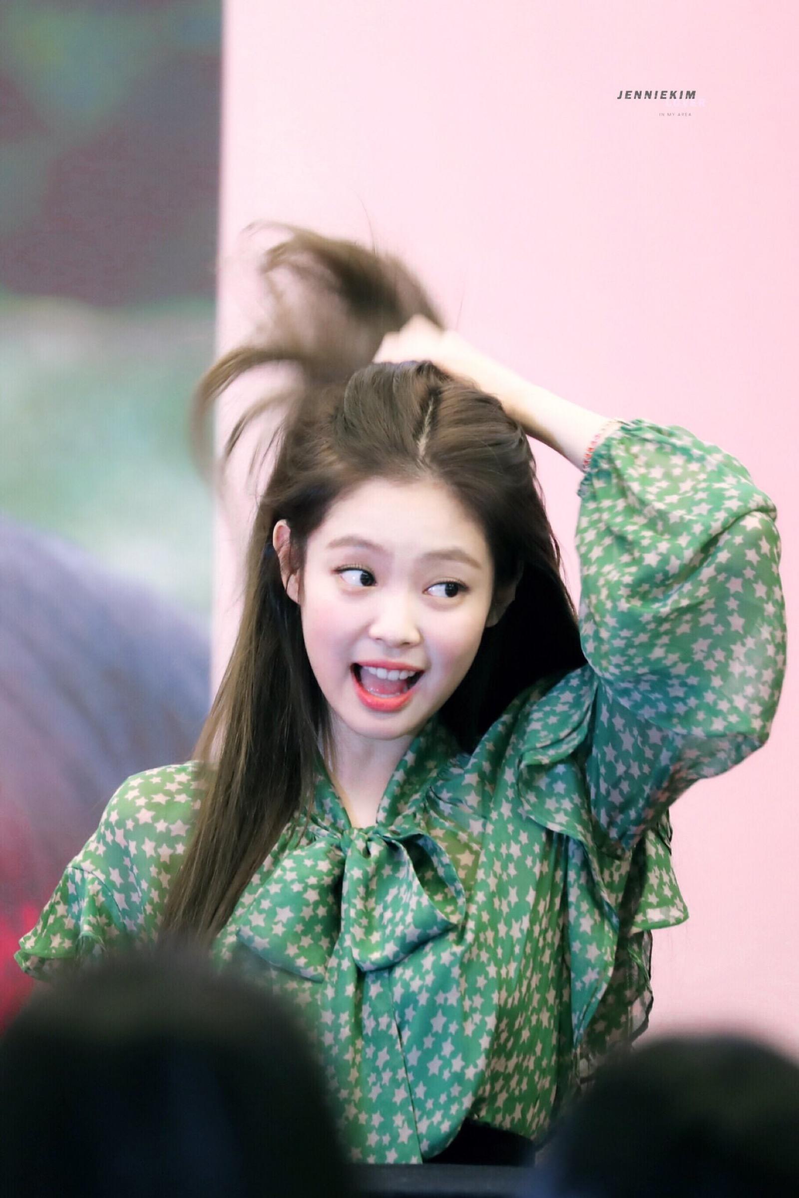 Jennie brings Chinese apparel brands to the international stage - iNEWS