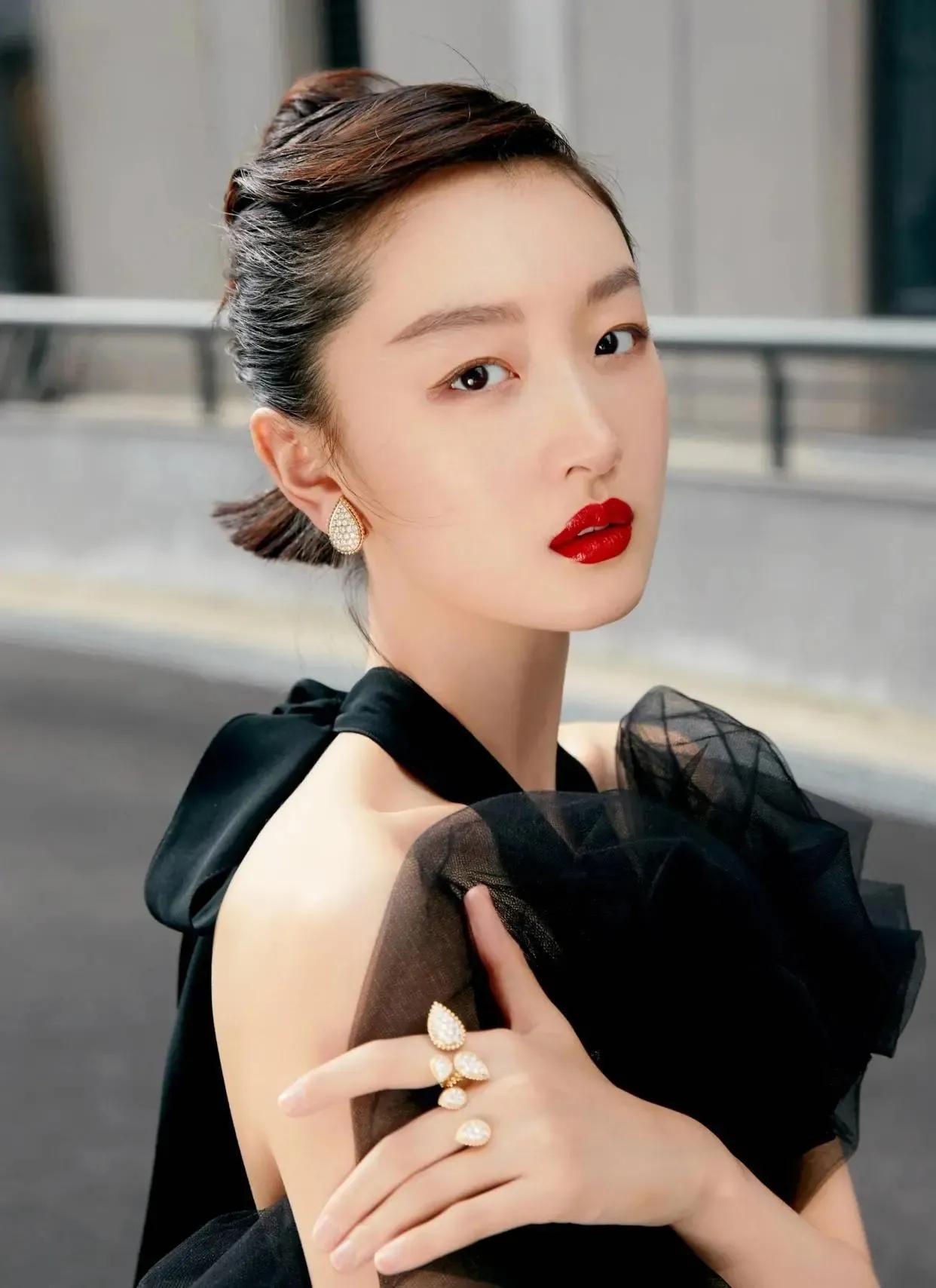 Small and exquisite - iNEWS