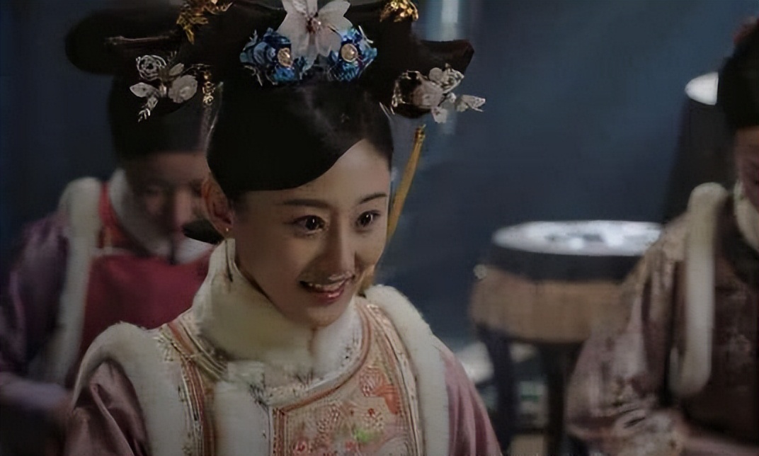 Her mother is Empress Fucha, her father is Emperor Qianlong, and her ...