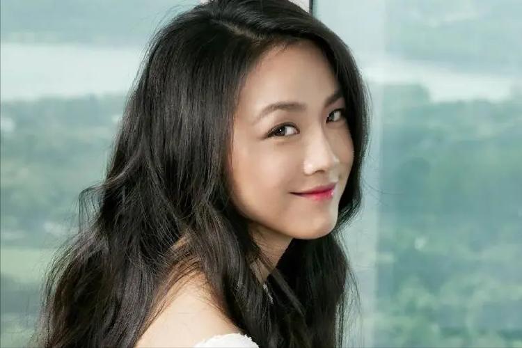 Worried by Lai Shengchuan about walking the "wrong way", praised by Ang Lee, Tang Wei has become ...