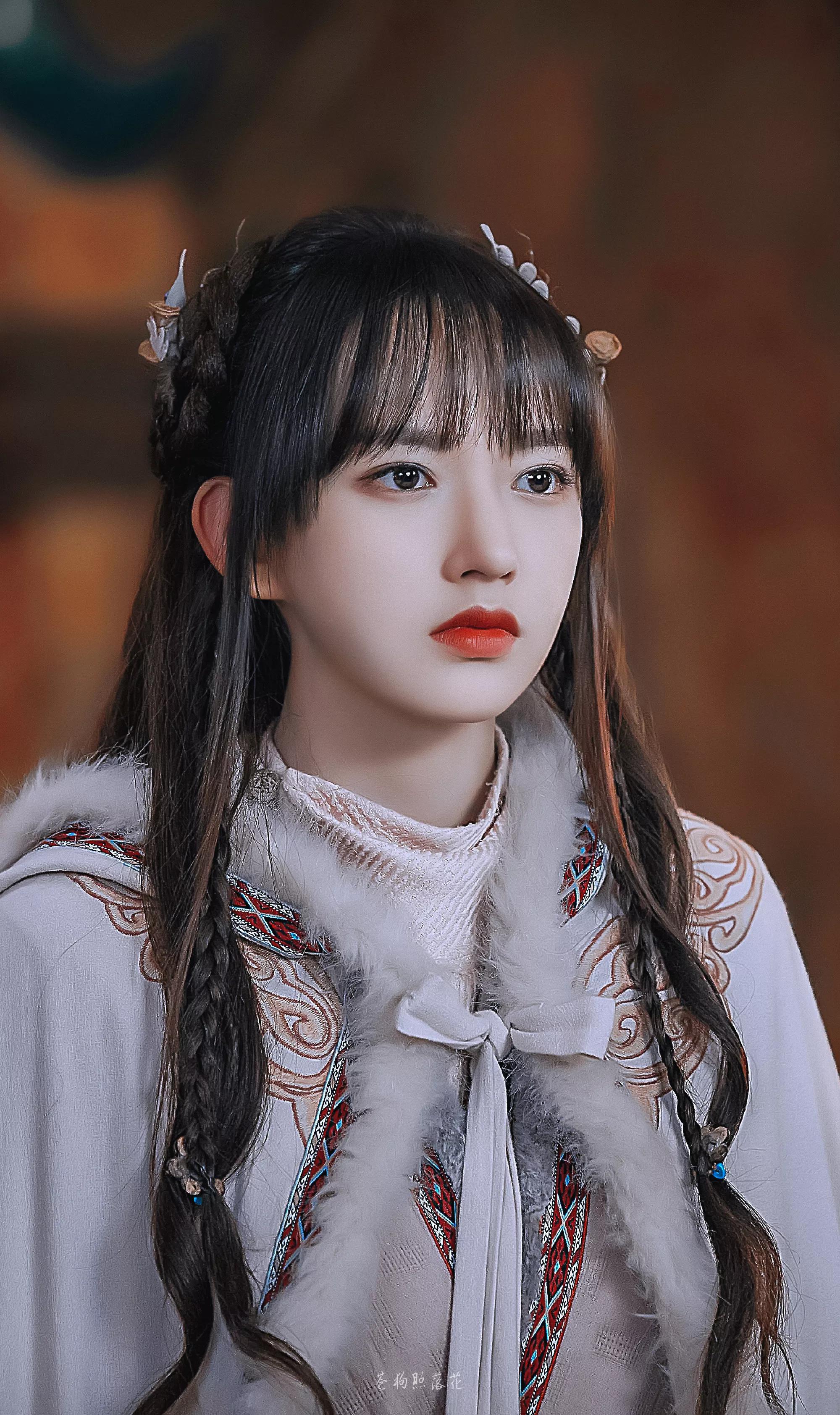 Cheng Xiao beautiful wallpaper - iNEWS