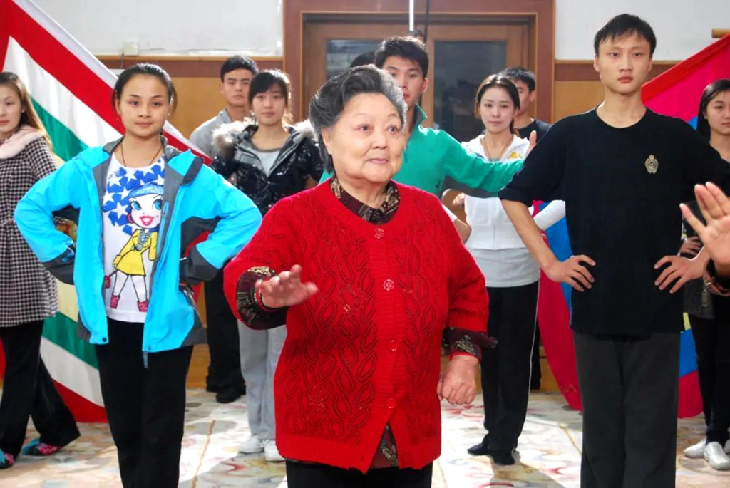 Ma Jinfeng, a master of Henan Opera, died at the age of 100. He has ...