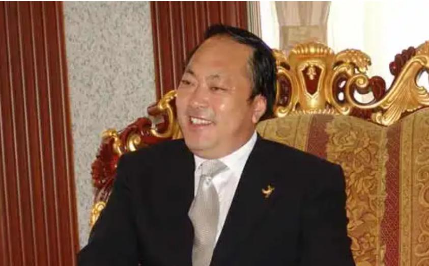 Li Jinyuan, the richest man in Tianjin: Sending employees luxury cars ...