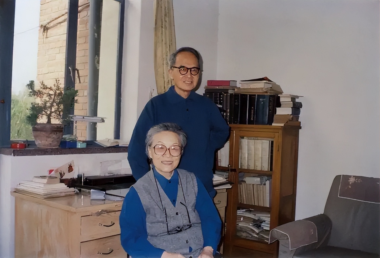 Yang Jiang commented on Zhang Ailing: She is ugly and pushy, likes ...