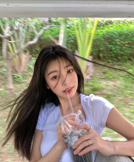 "Goddess of Pure Desire" Yi Mengling: Relying on her boyfriend to ...