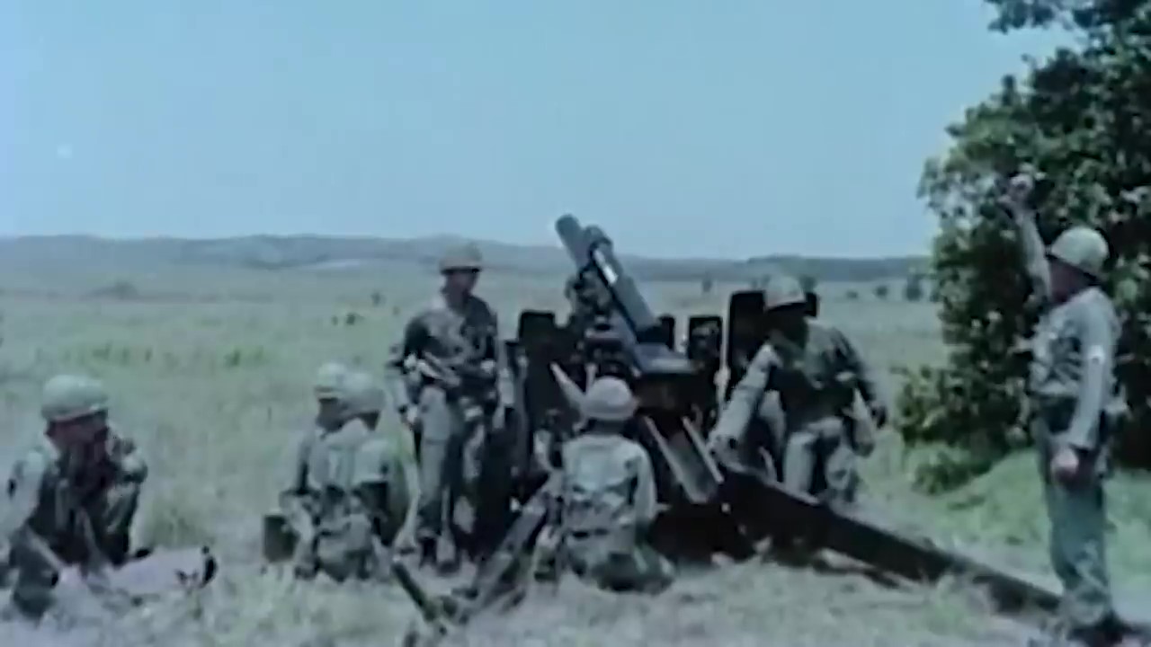 The 105mm towed M102 howitzer, the most effective artillery in the ...