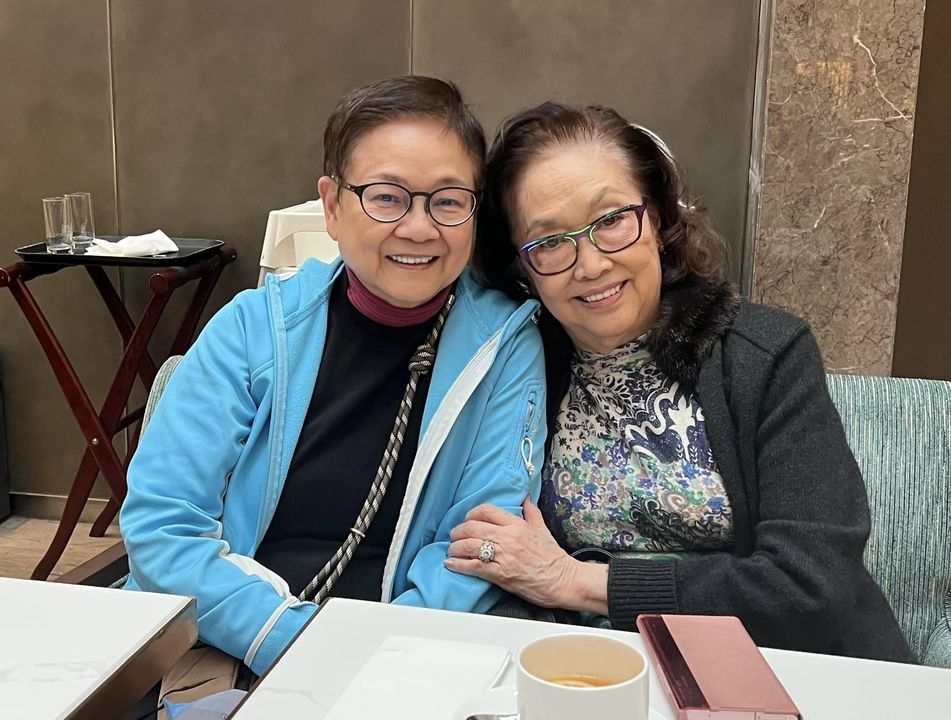 The 90-year-old famous movie star rarely showed up! With a ruddy ...