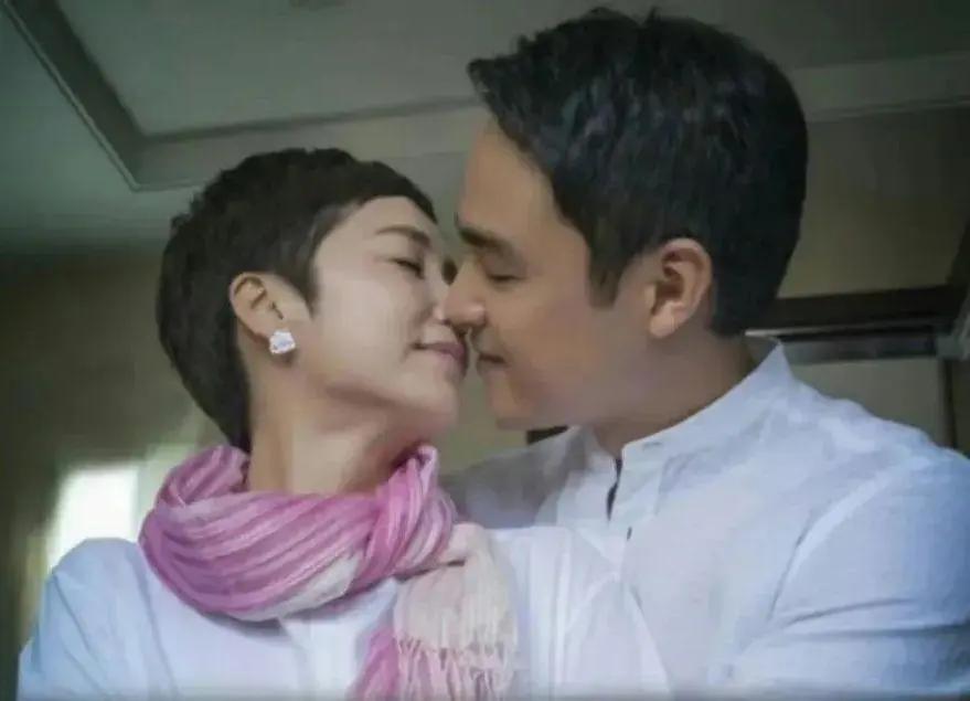 Jiang Wenli and 14-year-old Ming Dao staged a sister-brother relationship, and the intimate ...