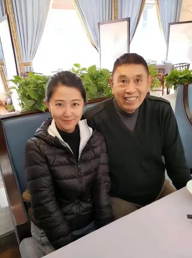 The 77-year-old singer Cheng Zhi passed away. His life was simple and ...