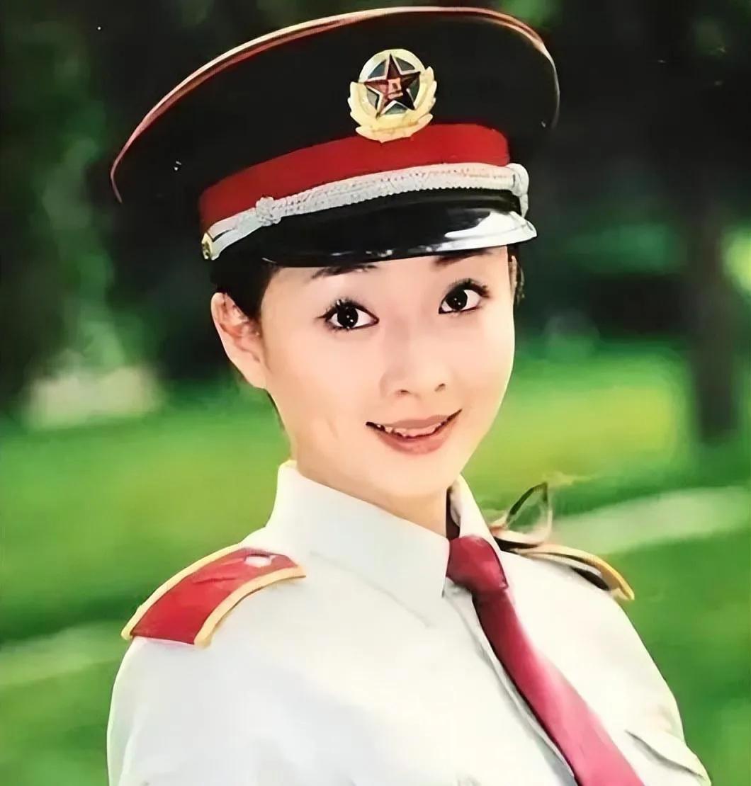 Yin Tao, the 42-year-old Jin Ying TV queen, won the Magnolia Award for ...