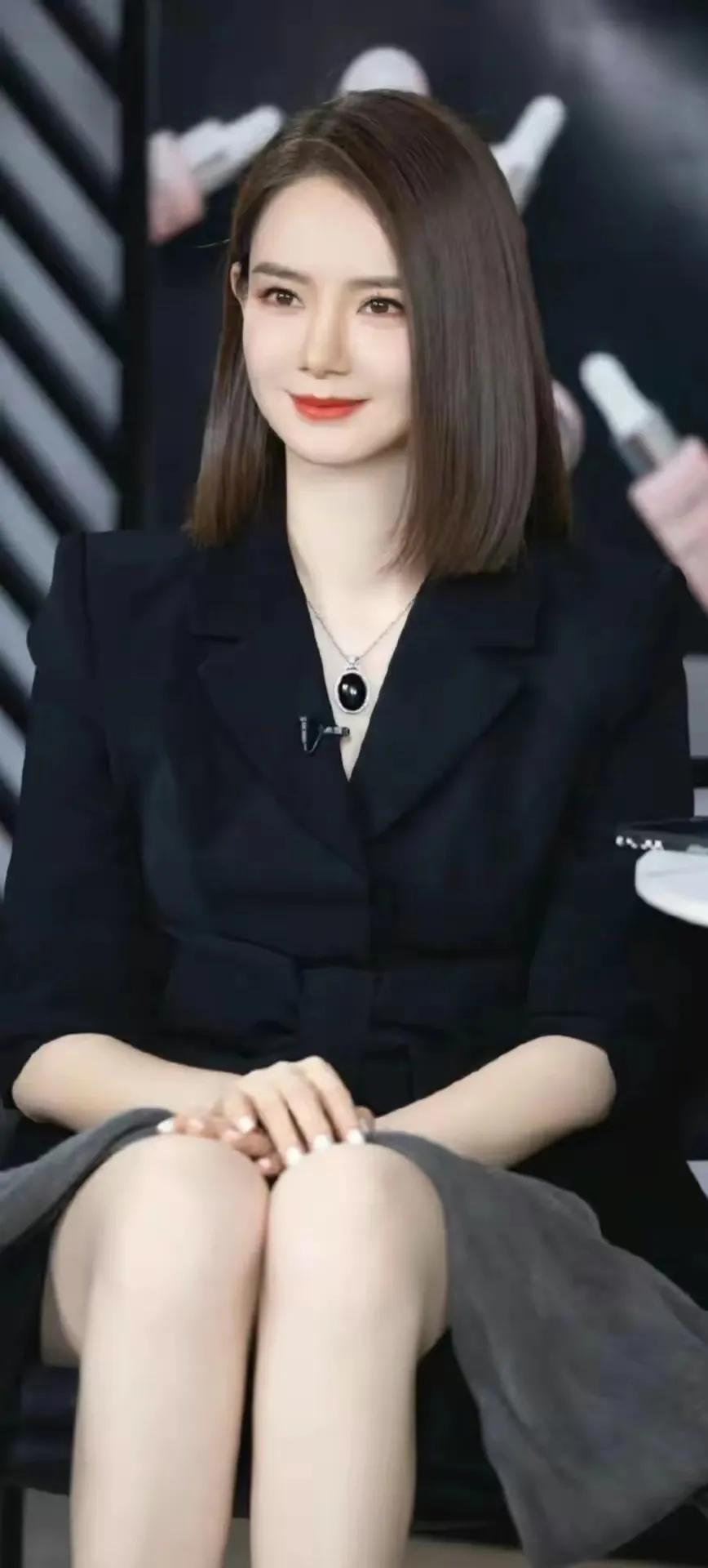 Qi Wei; From a draft singer to a powerful actor, a multi-faceted talented woman is ready to go ...