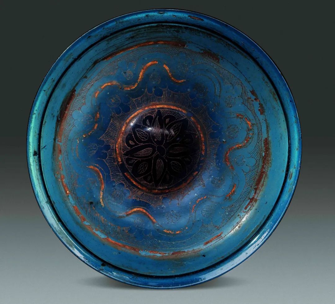 A glass from the Tang Dynasty? The glazed ware in the underground ...