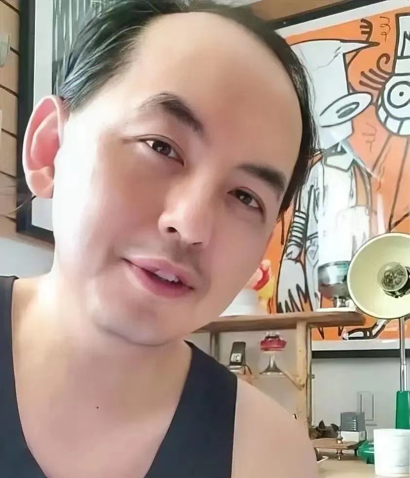 Huang Zijiao was the first to respond after the scandal. He once asked ...