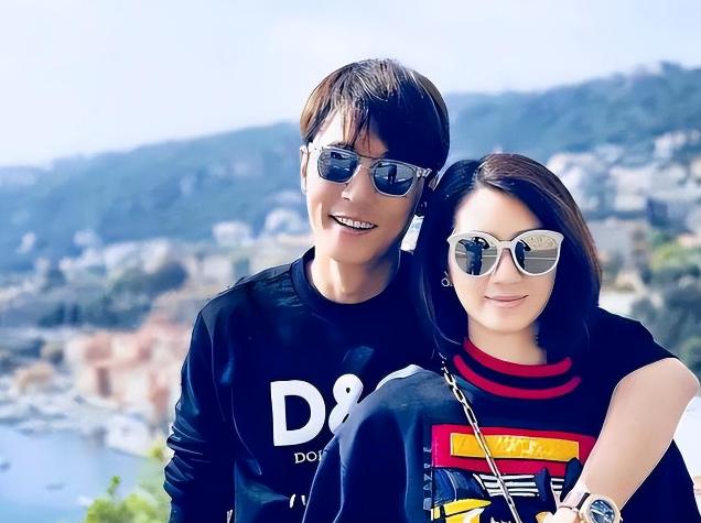 Hong Xin and Zhang Danfeng denied the divorce and apologized, the conflict between husband and ...