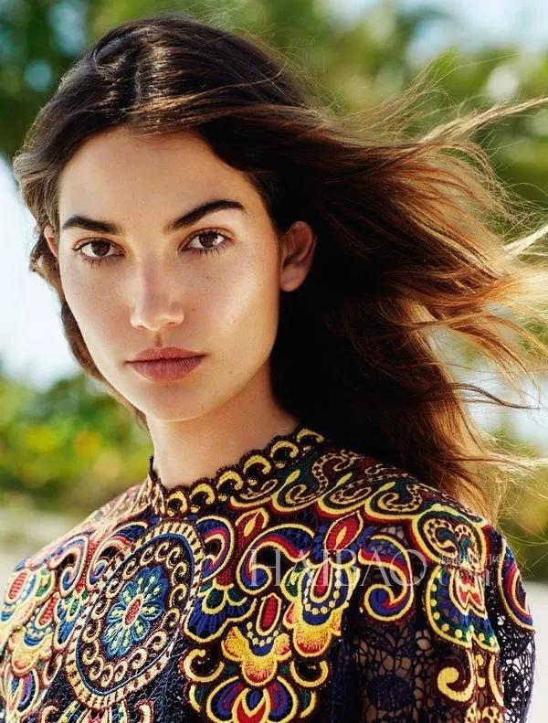 International supermodel Victoria's Secret Angel Lily Oridridge - iNEWS