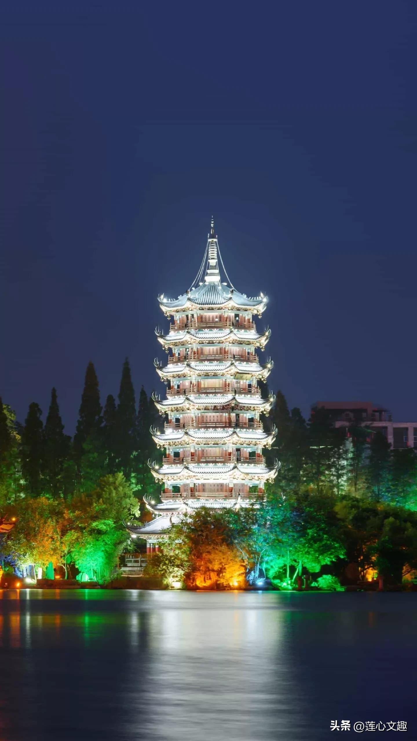 Wang Junmin's Reading of Couplets in Deng Zilong's Study - iNEWS
