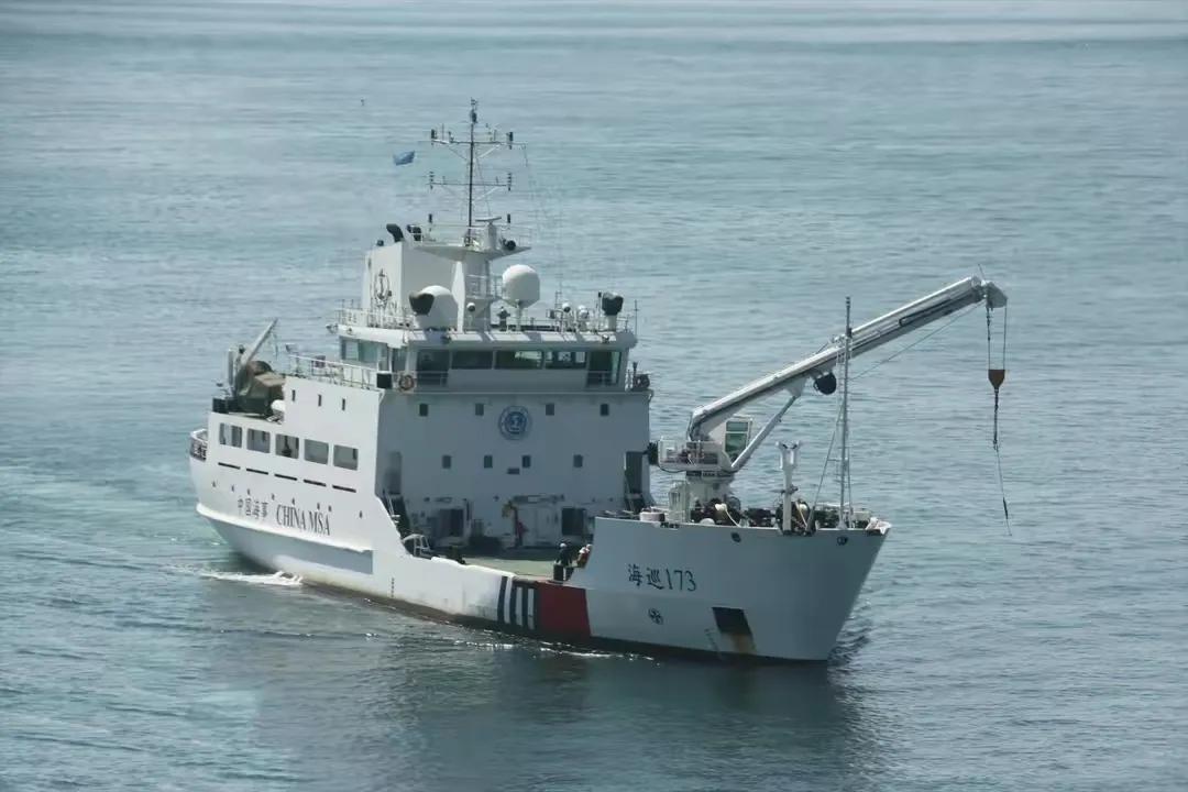 Haixun 173 went to the Nansha Islands, Haixun 09 supported at full speed, and it was imperative ...