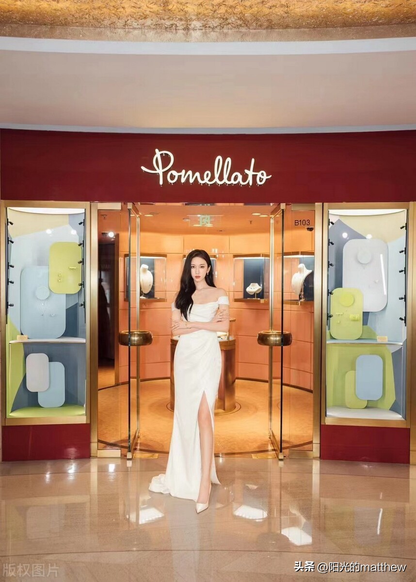Liu Lingzi attended the Pomellato brand event and released a set of ...