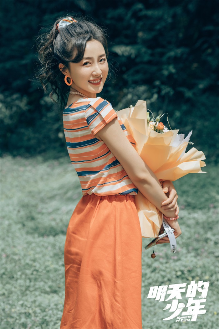 Cui Zhenzhen's "Tomorrow's Boys" costumes and bouquets are finished ...