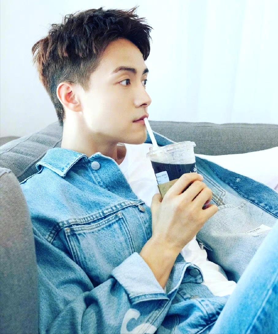 Ma Tianyu attracted the attention of the young lady, please add it on WeChat! - iMedia