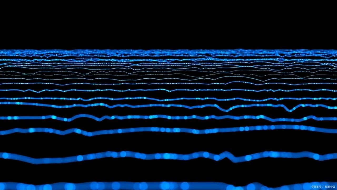 What is the direction of the current?Who stipulated? - iNEWS