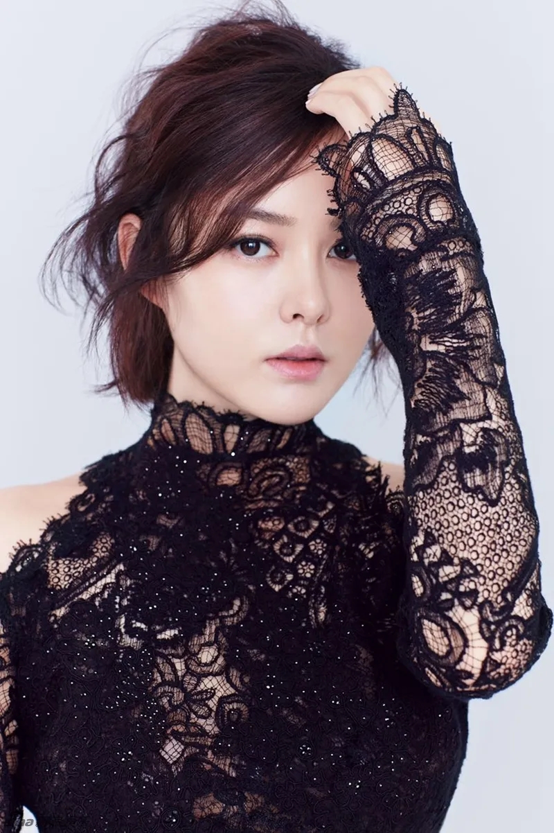 Mingyang Entertainment—Beauty Star—Liu Yihan - iMedia