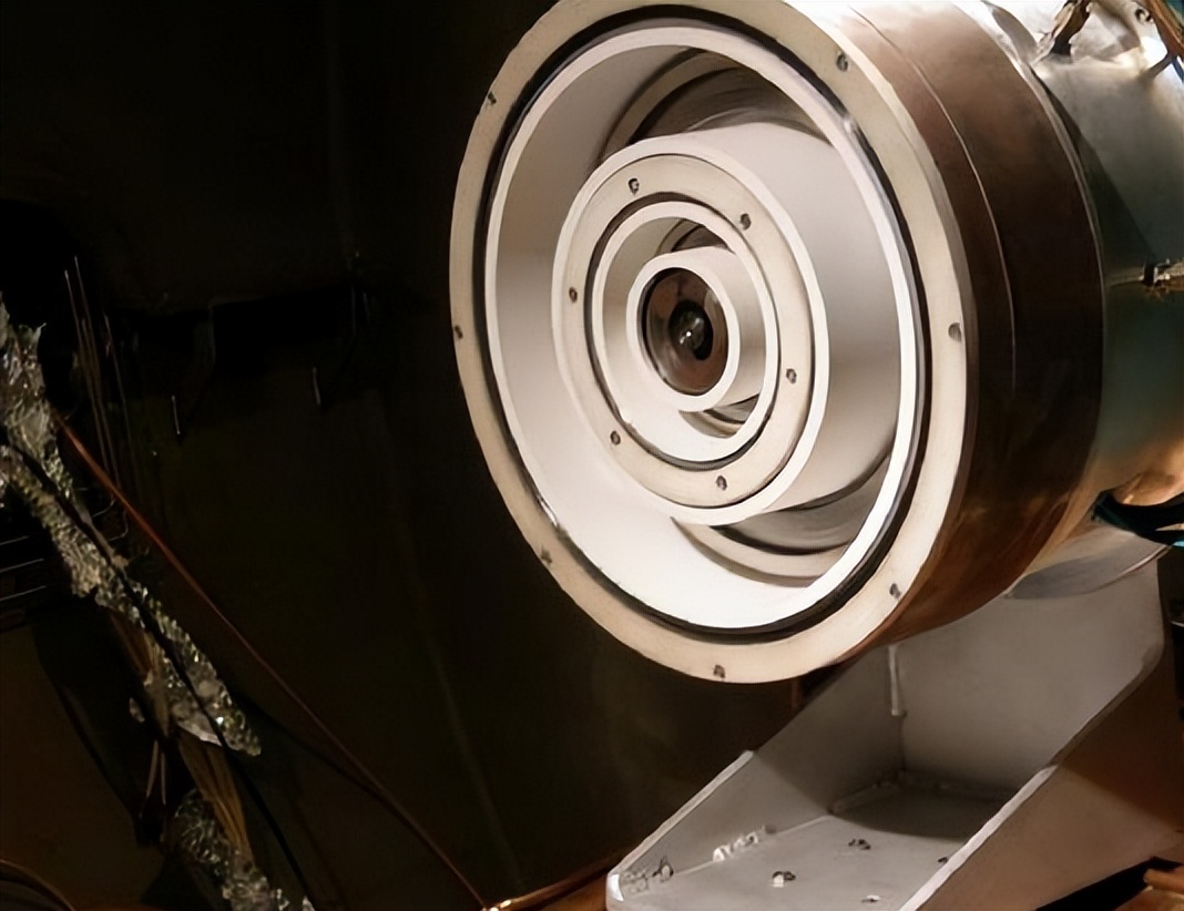 If a spacecraft wants to achieve precise orbit control, can it only ...