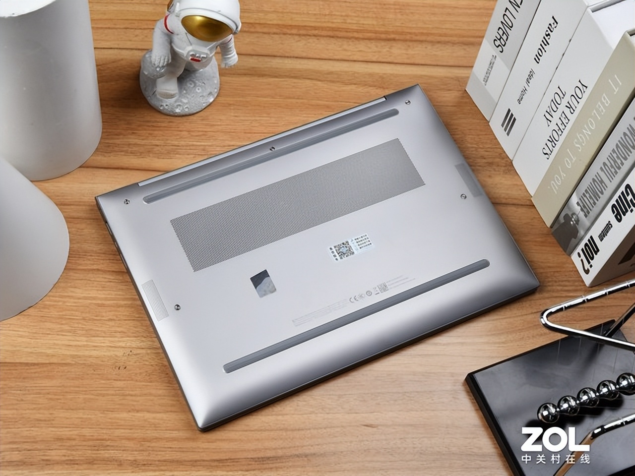 HP and 99 Air 14: Stylish and practical thin and light workstation ...