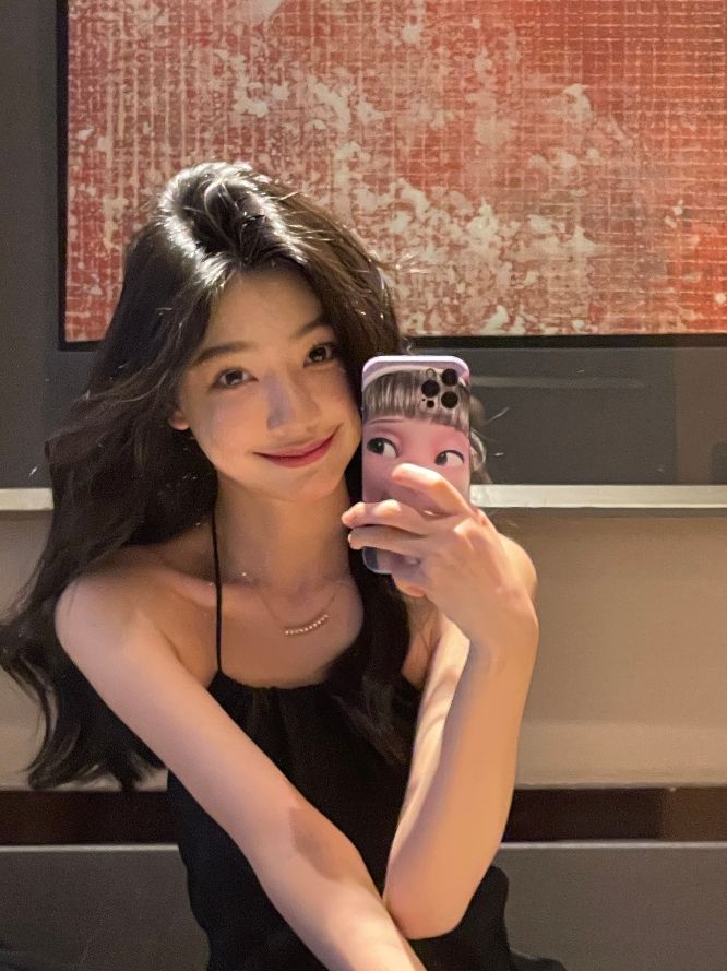 "Goddess of Pure Desire" Yi Mengling: Relying on her boyfriend to ...