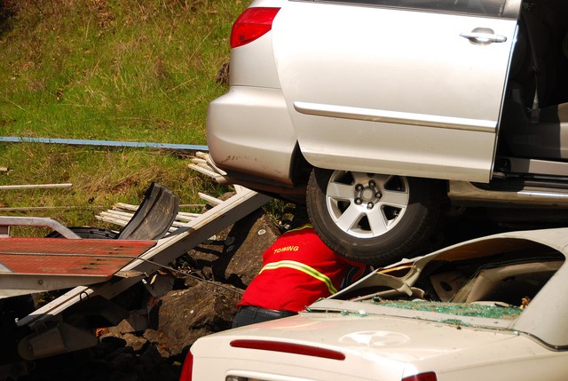 "Sudden Brake Tips: Avoid Hazards and Protect Your Vehicle!" - iNEWS
