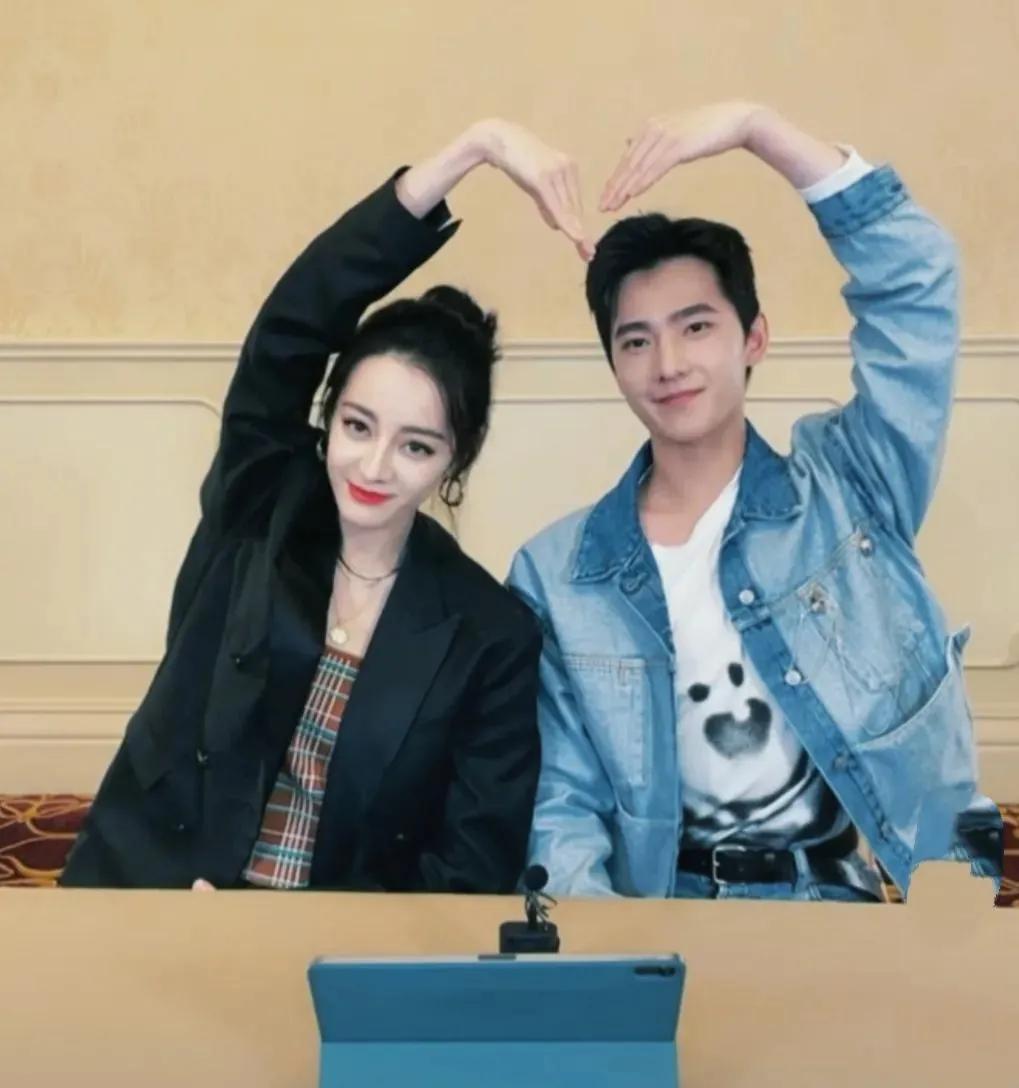 When the true and false love is going on, Yang Yang and Wang Churan are ...