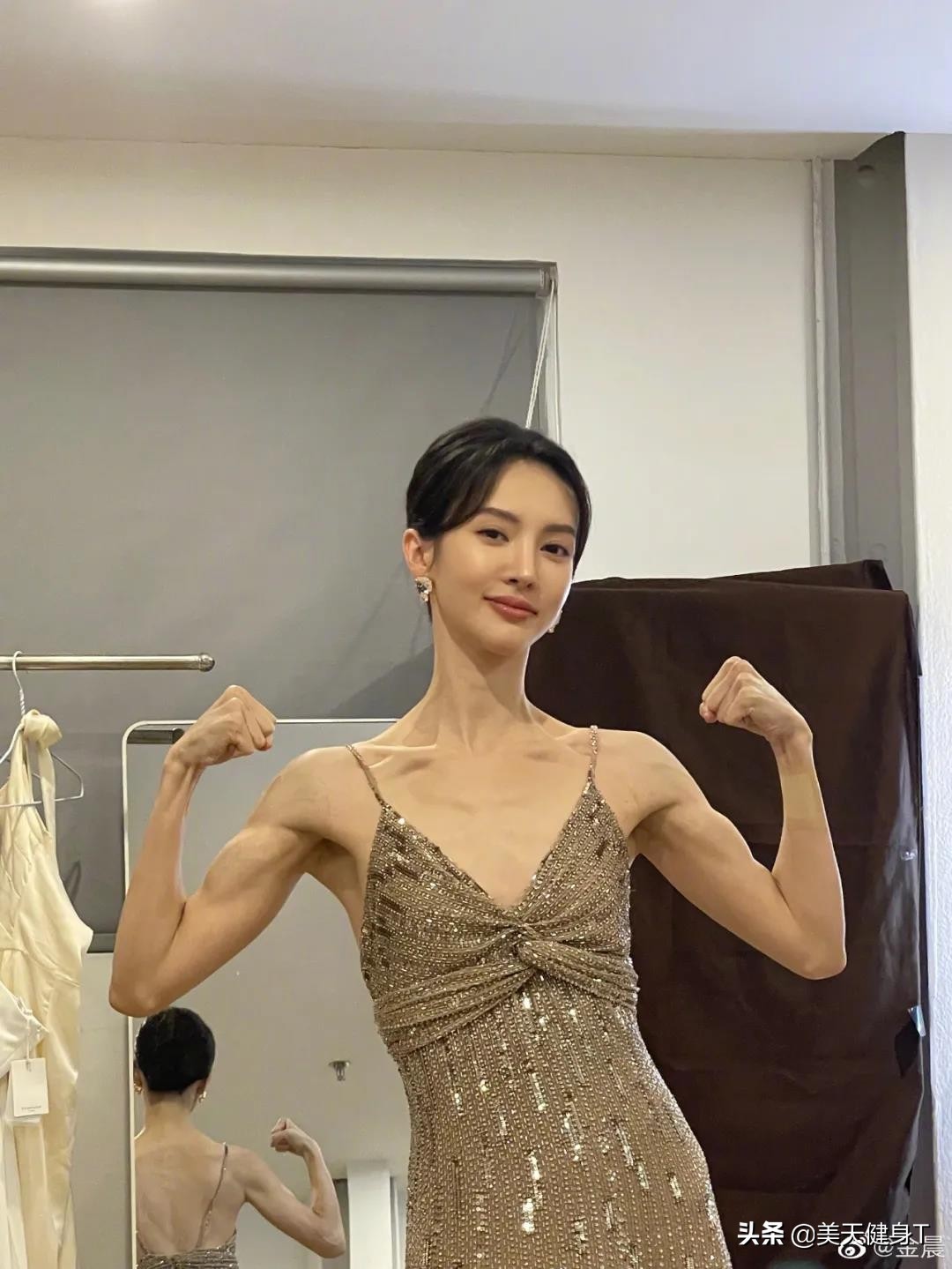 Actor Jin Chen's fitness photos were exposed, showing off his "Tianzi ...