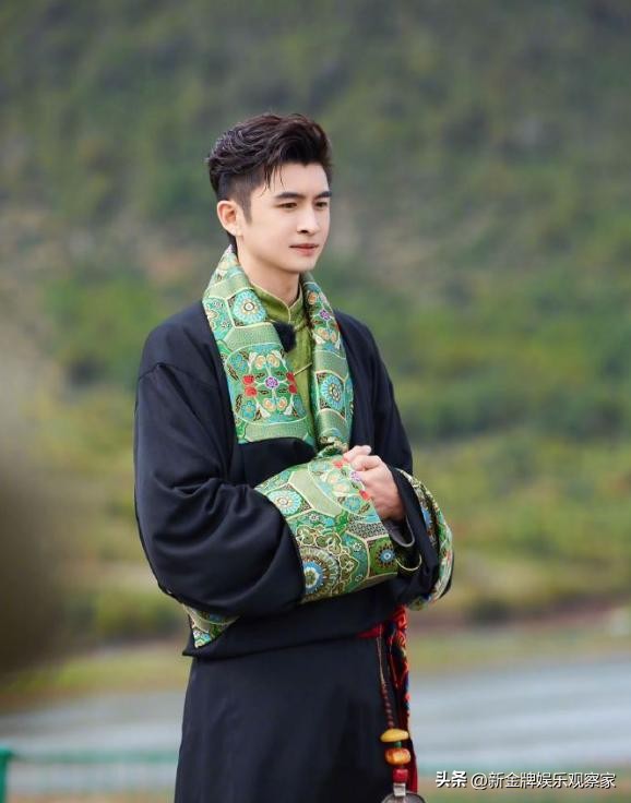 Zhang Yunlong officially announced that he would join his wife's ...