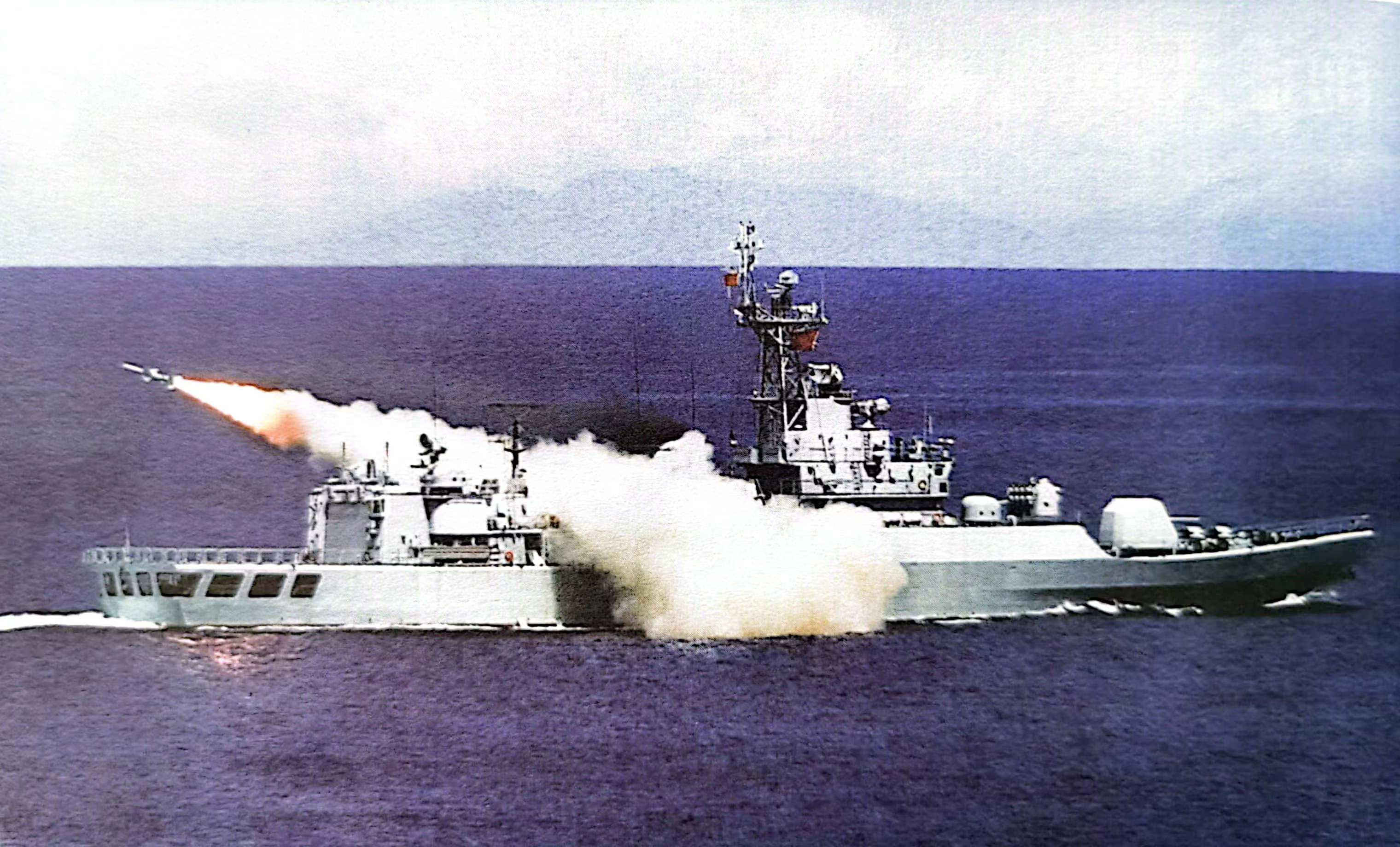 Boundless future - China's "Jiangkai" class frigate - iNEWS