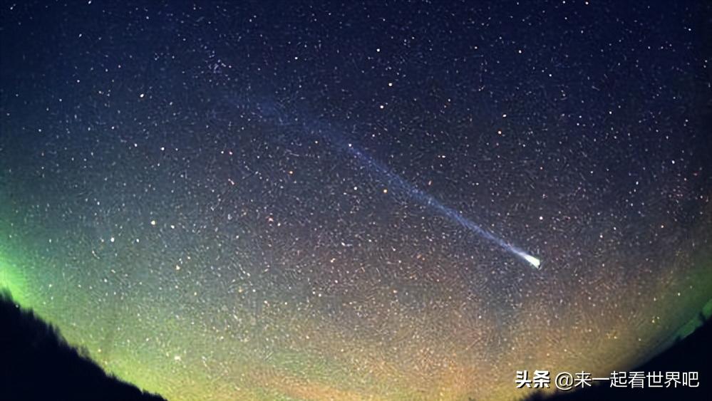 The star pattern appears on the egg, the reason is related to Halley's ...