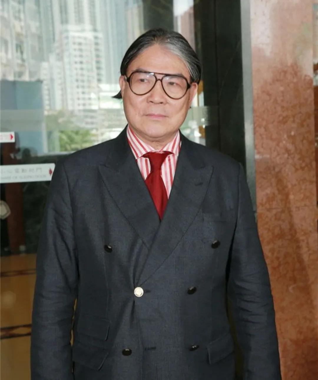 77-year-old Huo Zhenting and his three sons are rarely in the same ...