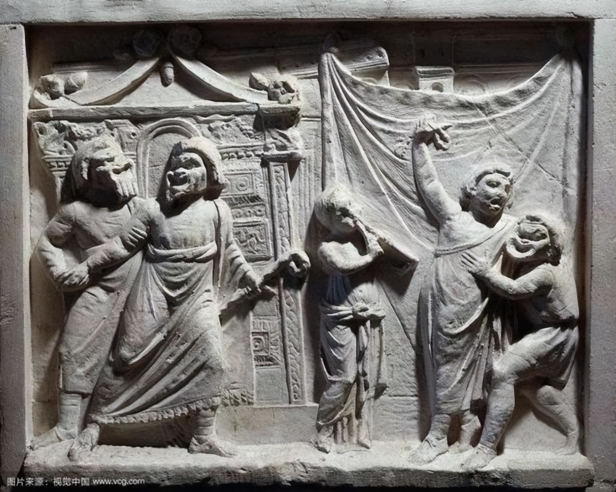 Evolution Features and Development of Drama in Ancient Rome - iNEWS