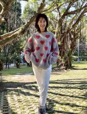 Beautiful people and powerful skills! The female leg king is worthy of ...